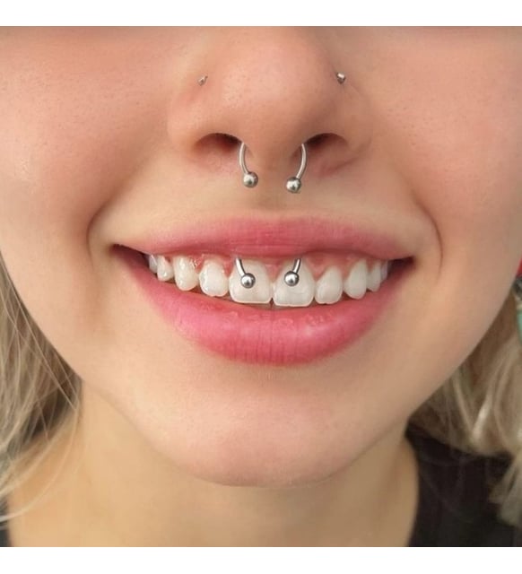 Piercing ve Akupunktur - Dr. Lamia His